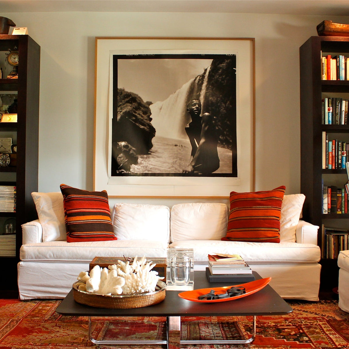 Home of an Avid Collector – Weisshouse